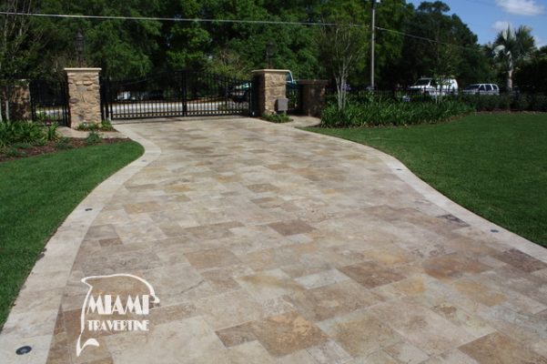 TRAVERTINE PAVER FRENCH PATTERN COUNTRY CLASSIC | Miami Travertine
